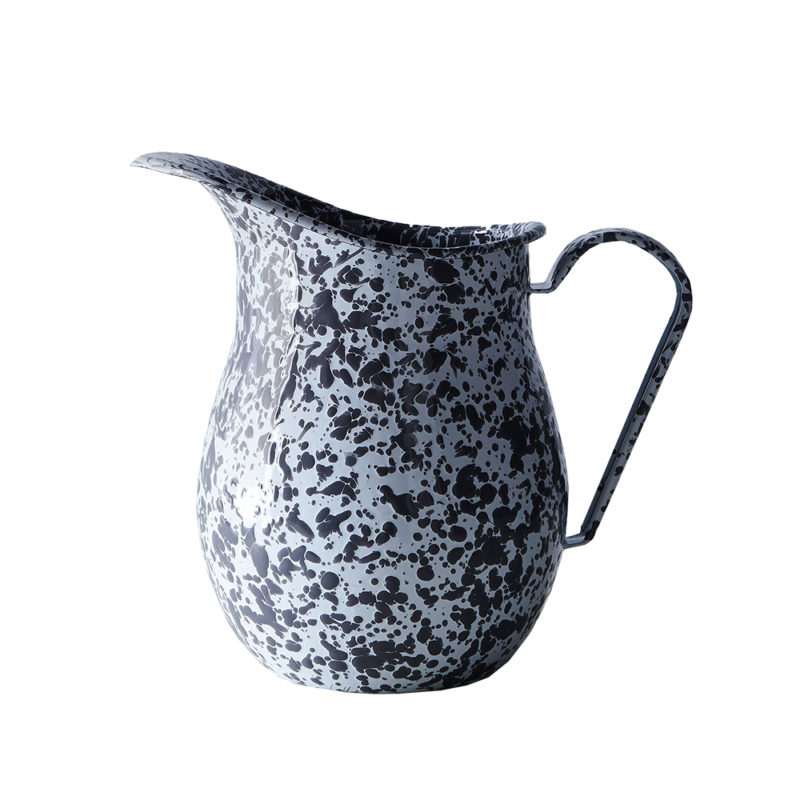 Pretty Party Pitchers, Anyone? – Frederic Magazine